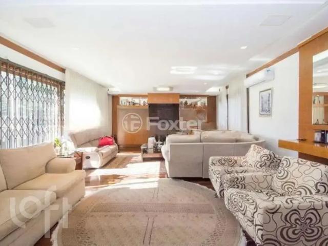 Casa / Sobrado para Venda em Porto Alegre/RS Vila Assunção 3 Quartos