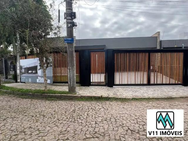 Casa / Sobrado para Venda em Porto Alegre/RS Vila Assunção 3 Quartos