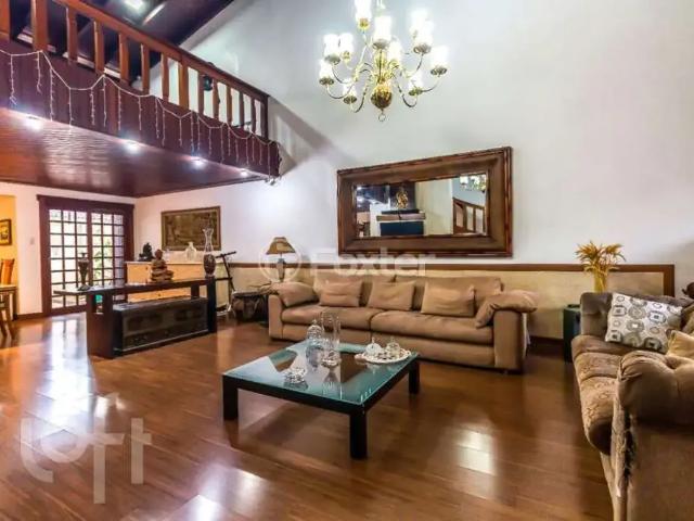 Casa / Sobrado para Venda em Porto Alegre/RS Vila Assunção 3 Quartos