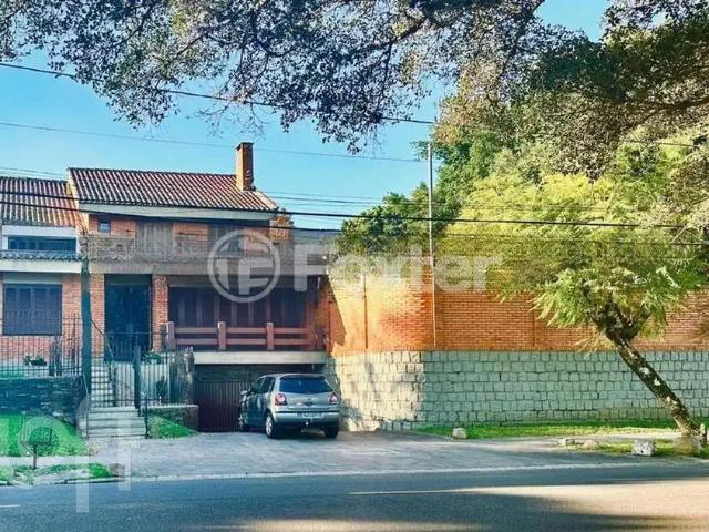 Casa / Sobrado para Venda em Porto Alegre/RS Vila Assunção 4 Quartos