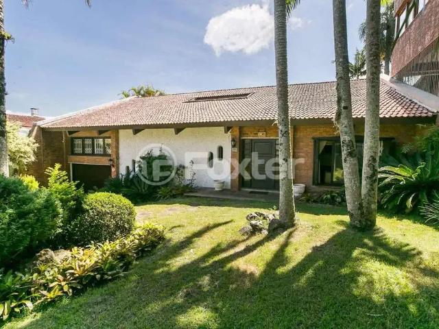 Casa / Sobrado para Venda em Porto Alegre/RS Vila Assunção 4 Quartos