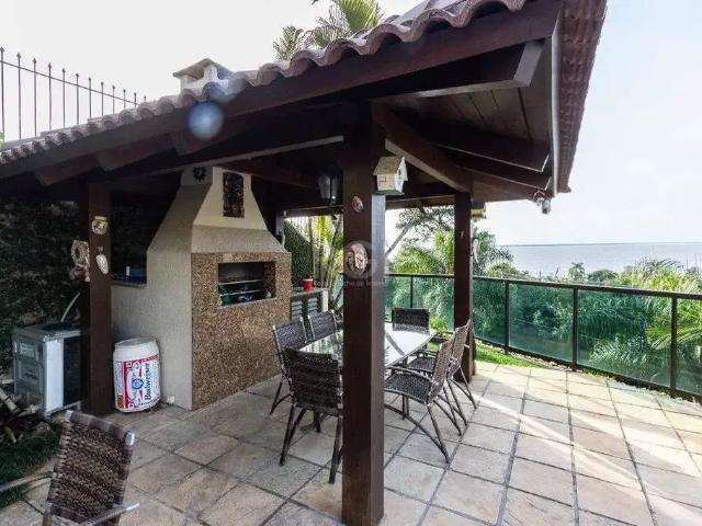 Casa / Sobrado para Venda em Porto Alegre/RS Vila Assunção 4 Quartos
