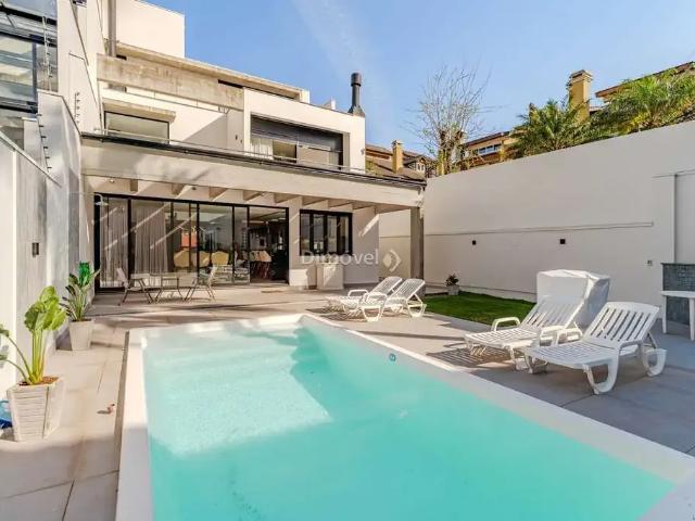 Casa / Sobrado para Venda em Porto Alegre/RS Vila Assunção 4 Quartos