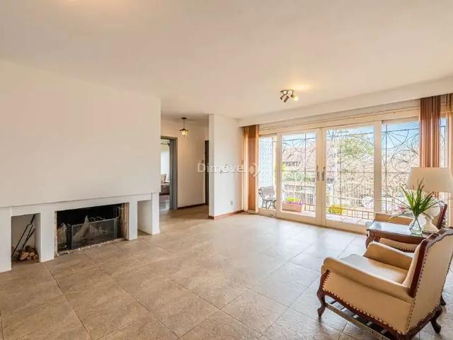 Casa / Sobrado para Venda em Porto Alegre/RS Vila Assunção 4 Quartos