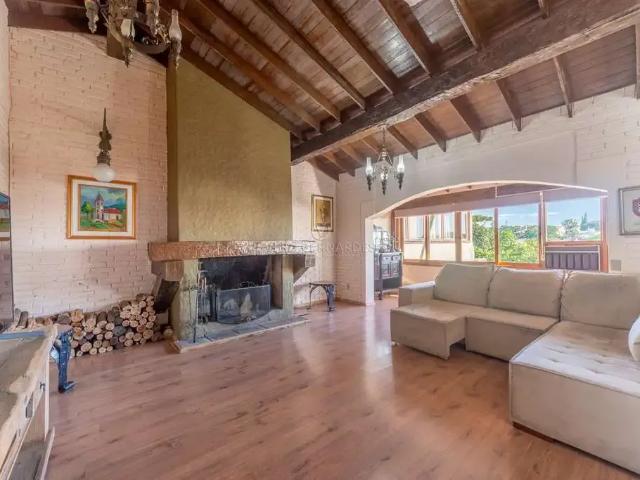 Casa / Sobrado para Venda em Porto Alegre/RS Vila Assunção 4 Quartos
