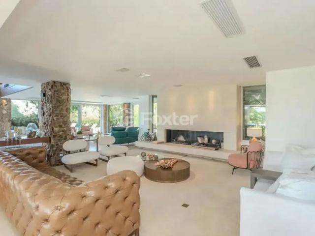 Casa / Sobrado para Venda em Porto Alegre/RS Vila Assunção 4 Quartos