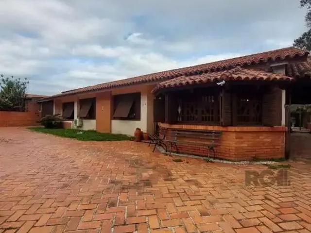 Casa / Sobrado para Venda em Porto Alegre/RS Vila Assunção 5 Quartos