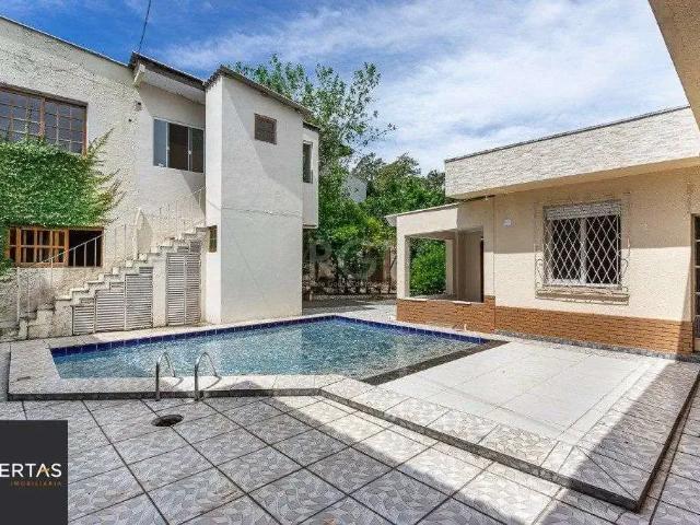 Casa / Sobrado para Venda em Porto Alegre/RS Vila Assunção 5 Quartos