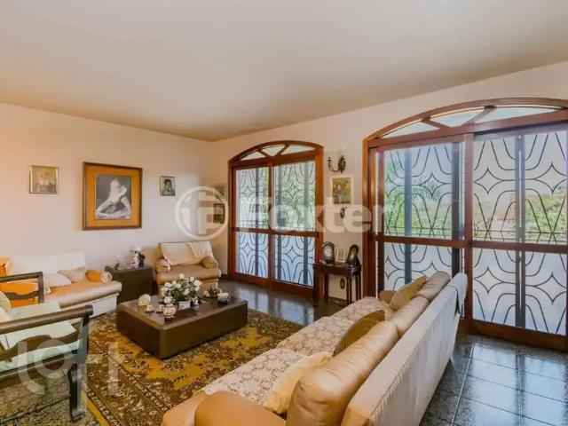 Casa / Sobrado para Venda em Porto Alegre/RS Vila Assunção 6 Quartos