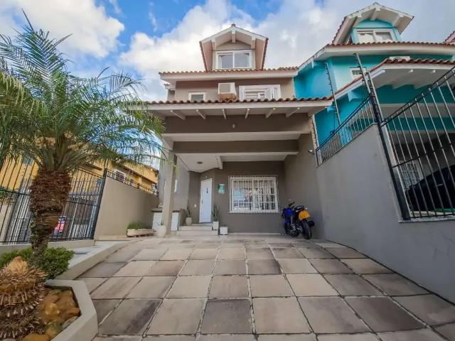 Casa / Sobrado para Venda em Porto Alegre/RS Vila Conceição 3 Quartos