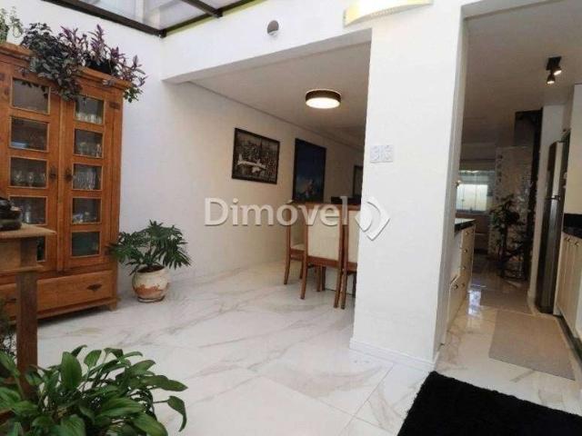 Casa / Sobrado para Venda em Porto Alegre/RS Vila Conceição 3 Quartos