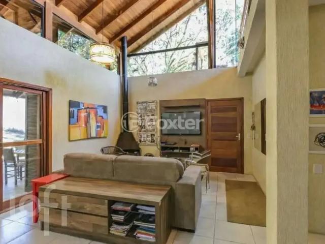 Casa / Sobrado para Venda em Porto Alegre/RS Vila Conceição 3 Quartos
