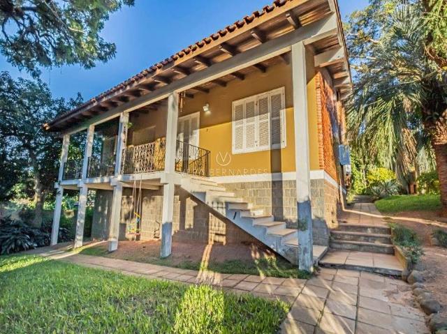 Casa / Sobrado para Venda em Porto Alegre/RS Vila Conceição 3 Quartos