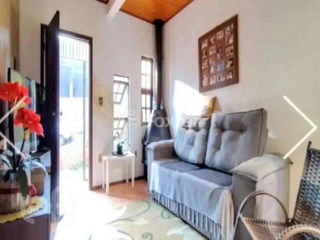 Casa / Sobrado para Venda em Porto Alegre/RS Vila Ipiranga 2 Quartos