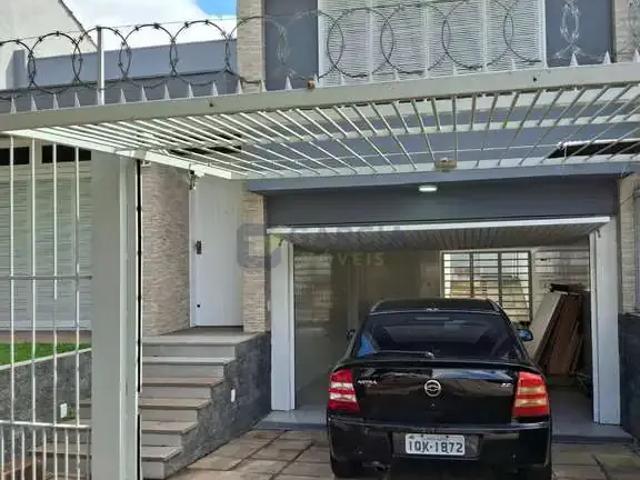 Casa / Sobrado para Venda em Porto Alegre/RS Vila Ipiranga 3 Quartos