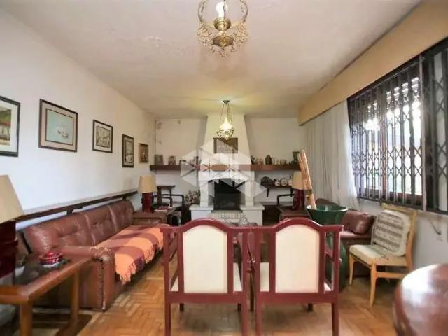 Casa / Sobrado para Venda em Porto Alegre/RS Vila Ipiranga 3 Quartos