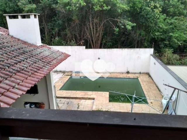 Casa / Sobrado para Venda em Porto Alegre/RS Vila Ipiranga 4 Quartos