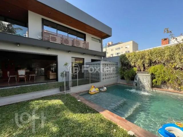 Casa / Sobrado para Venda em Porto Alegre/RS Vila Ipiranga 4 Quartos