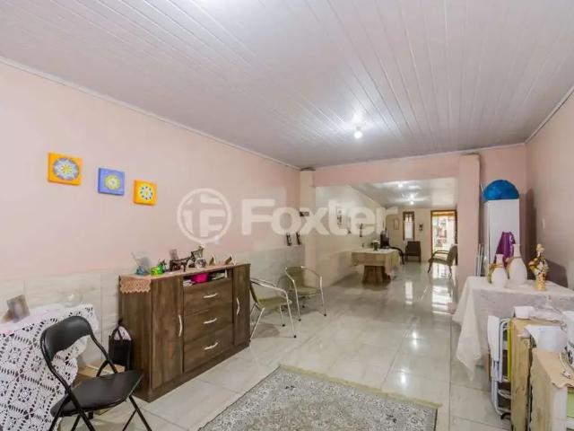 Casa / Sobrado para Venda em Porto Alegre/RS Vila Ipiranga 4 Quartos