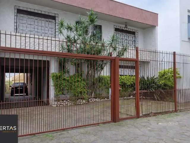 Casa / Sobrado para Venda em Porto Alegre/RS Vila Ipiranga 5 Quartos