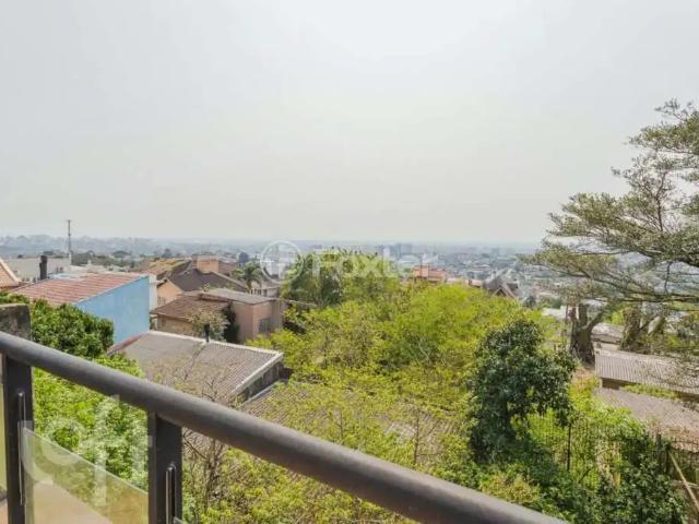 Casa / Sobrado para Venda em Porto Alegre/RS Vila Jardim 4 Quartos