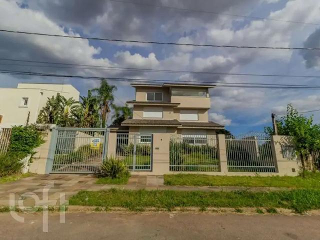 Casa / Sobrado para Venda em Porto Alegre/RS Vila Jardim 4 Quartos