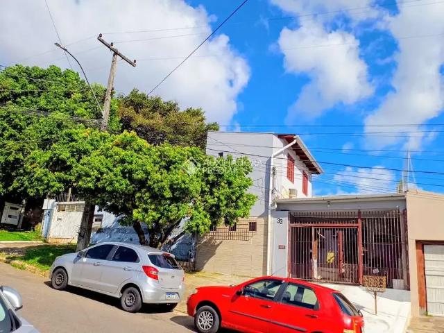 Casa / Sobrado para Venda em Porto Alegre/RS Vila Jardim 5 Quartos