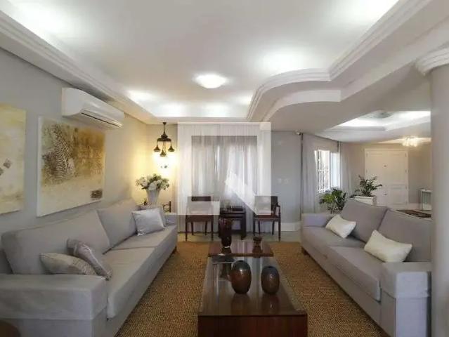 Casa / Sobrado para Venda em Porto Alegre/RS Vila Jardim 6 Quartos