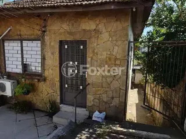 Casa / Sobrado para Venda em Porto Alegre/RS Vila Jardim 2 Quartos