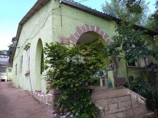 Casa / Sobrado para Venda em Porto Alegre/RS Vila Jardim 2 Quartos