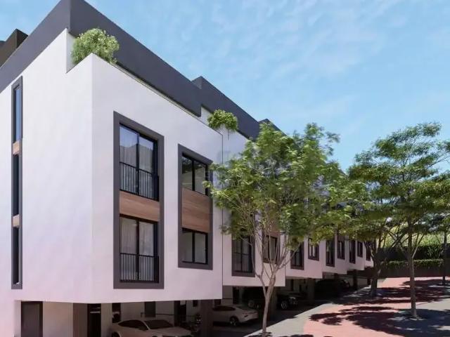 Casa / Sobrado para Venda em Porto Alegre/RS Vila Jardim 2 Quartos