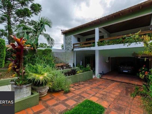 Casa / Sobrado para Venda em Porto Alegre/RS Vila Jardim 3 Quartos