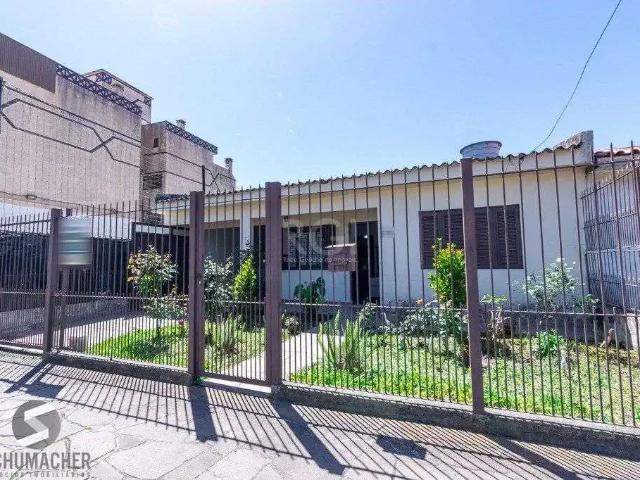 Casa / Sobrado para Venda em Porto Alegre/RS Vila Ipiranga 3 Quartos