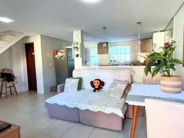 Casa / Sobrado para Venda em Porto Alegre/RS Vila Jardim 3 Quartos