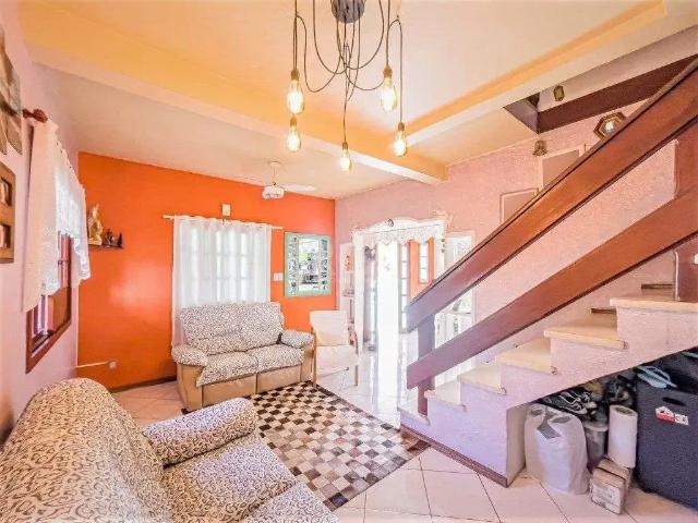 Casa / Sobrado para Venda em Porto Alegre/RS Vila Jardim 3 Quartos