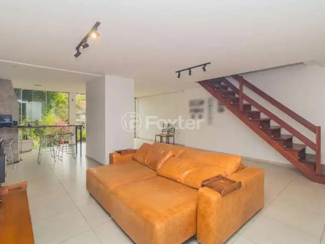 Casa / Sobrado para Venda em Porto Alegre/RS Vila Jardim 3 Quartos