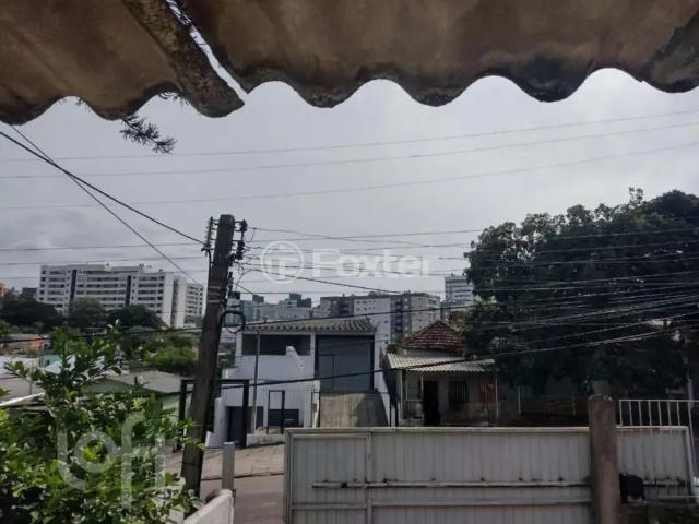 Casa / Sobrado para Venda em Porto Alegre/RS Vila Jardim 3 Quartos