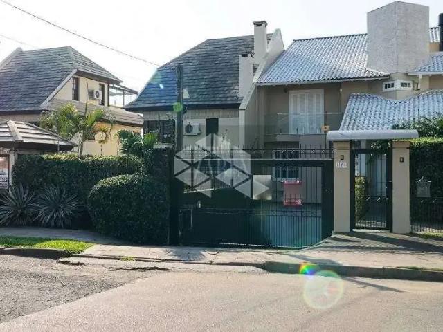 Casa / Sobrado para Venda em Porto Alegre/RS Vila Jardim 3 Quartos