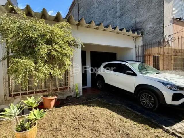 Casa / Sobrado para Venda em Porto Alegre/RS Vila João Pessoa 2 Quartos