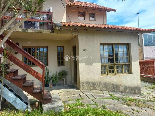 Casa / Sobrado para Venda em Porto Alegre/RS Vila João Pessoa 3 Quartos