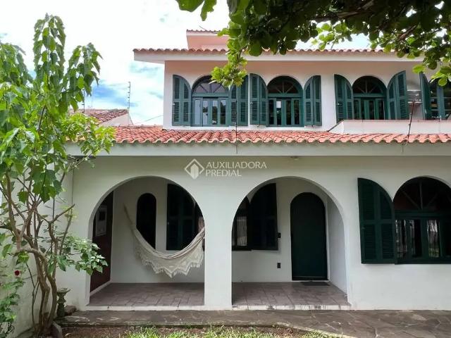 Casa / Sobrado para Venda em Porto Alegre/RS Vila João Pessoa 4 Quartos