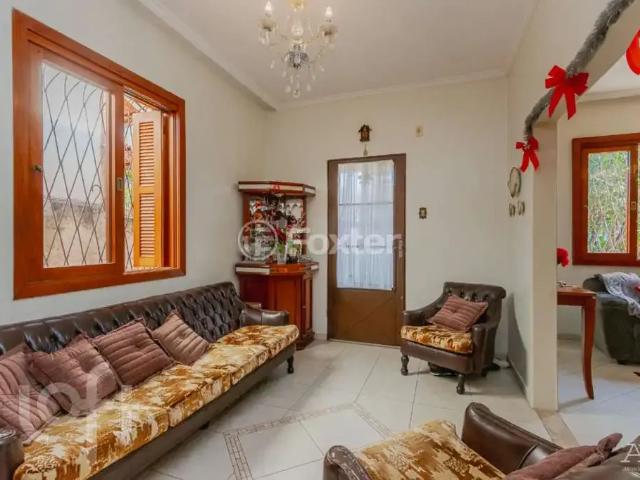 Casa / Sobrado para Venda em Porto Alegre/RS Vila São José 3 Quartos