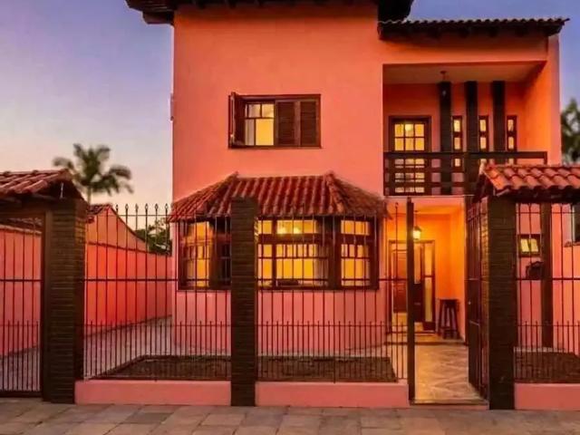 Casa / Sobrado para Venda em Porto Alegre/RS Aberta dos Morros 4 Quartos