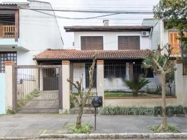 Casa / Sobrado para Venda em Porto Alegre/RS Aberta dos Morros 3 Quartos