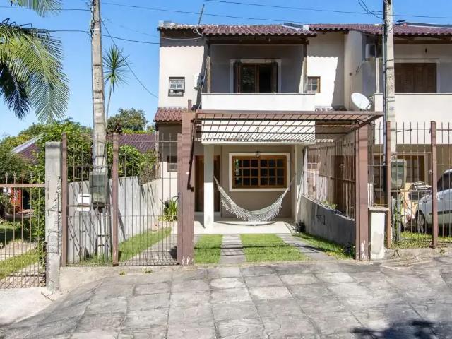Casa / Sobrado para Venda em Porto Alegre/RS Aberta dos Morros 3 Quartos