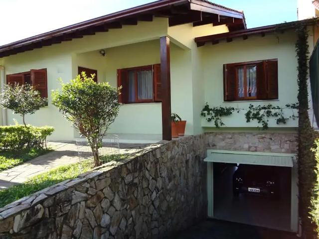 Casa / Sobrado para Venda em Porto Alegre/RS Aberta dos Morros 3 Quartos