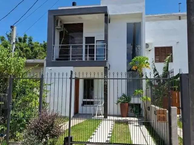 Casa / Sobrado para Venda em Porto Alegre/RS Aberta dos Morros 3 Quartos