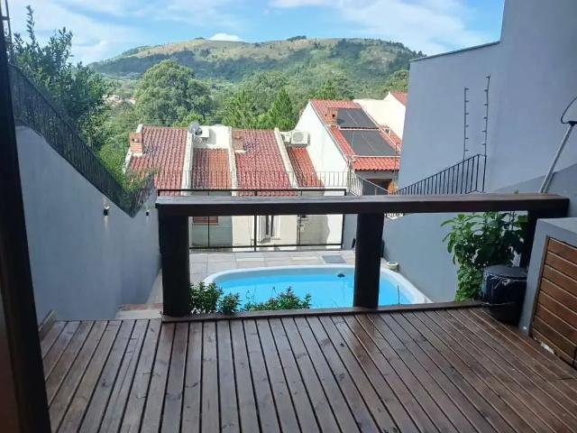 Casa / Sobrado para Venda em Porto Alegre/RS Aberta dos Morros 3 Quartos