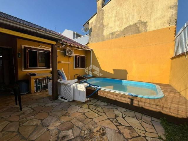Casa / Sobrado para Venda em Porto Alegre/RS Aberta dos Morros 3 Quartos