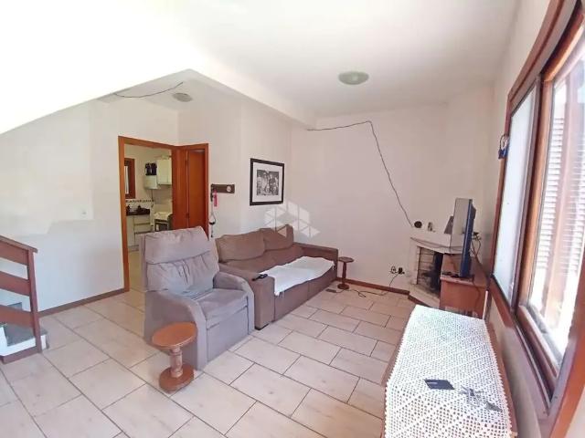 Casa / Sobrado para Venda em Porto Alegre/RS Aberta dos Morros 3 Quartos